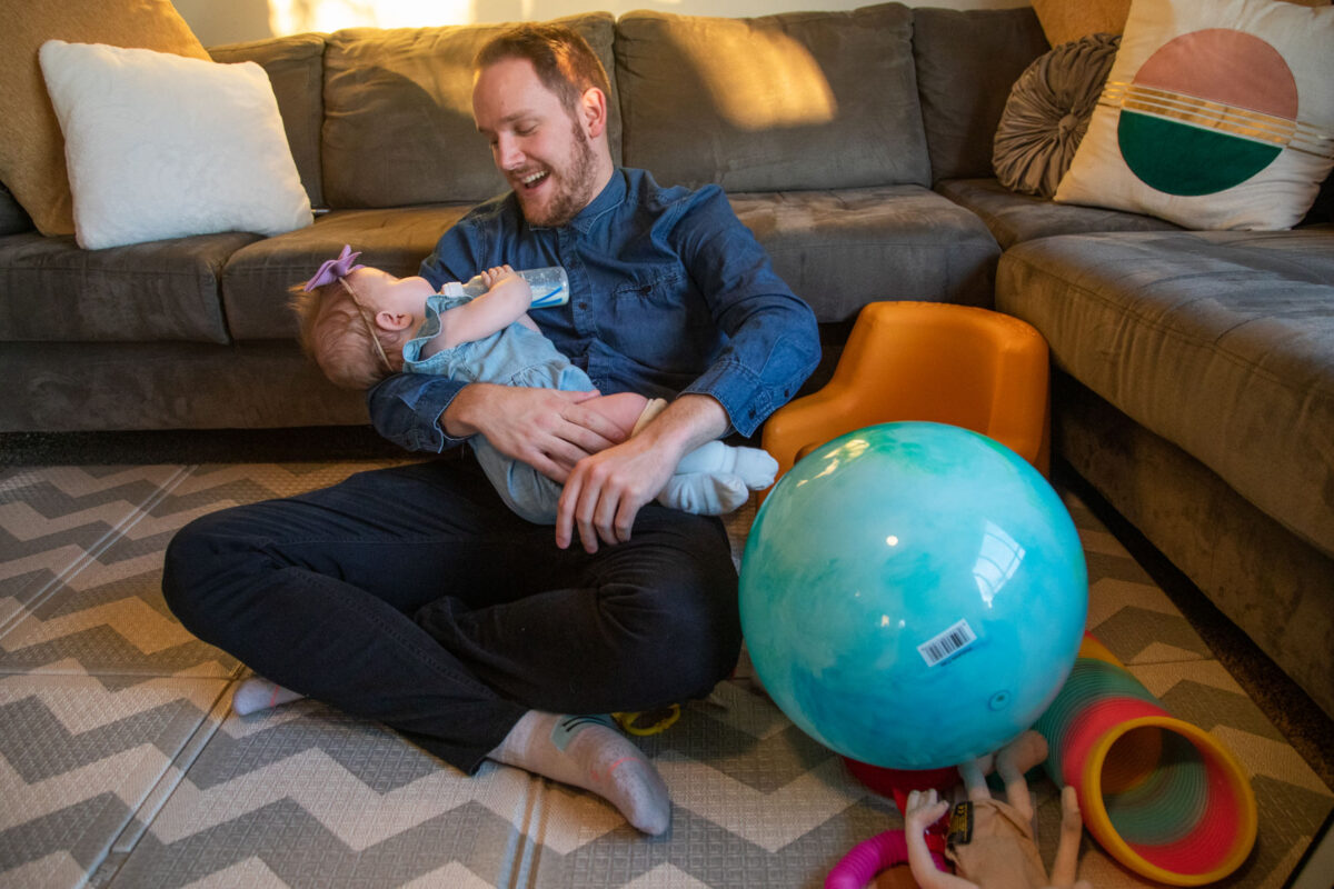 Sisters sell scrunchies to honor late mother, aid child with medical ...